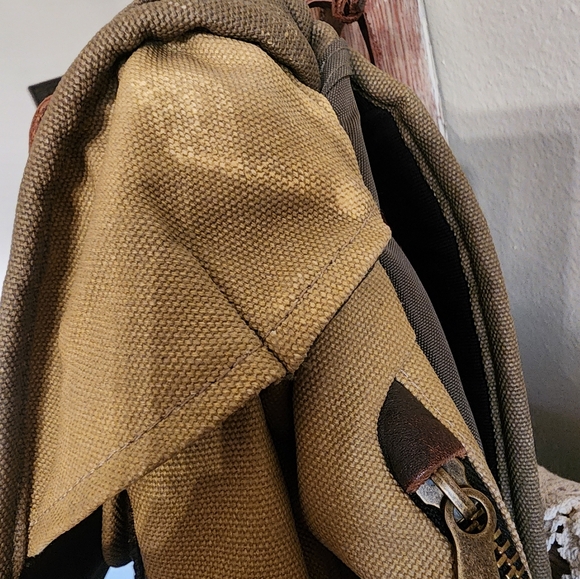 Jansport | Bags | Jansport X Skip Yowell Collection Wolcott Green ...